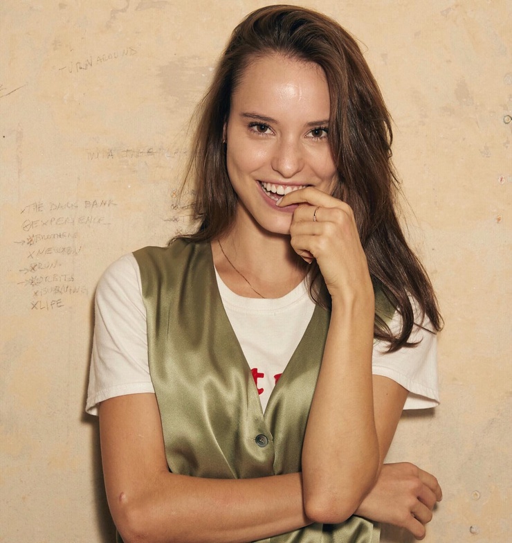 Picture of Bruna Bueno