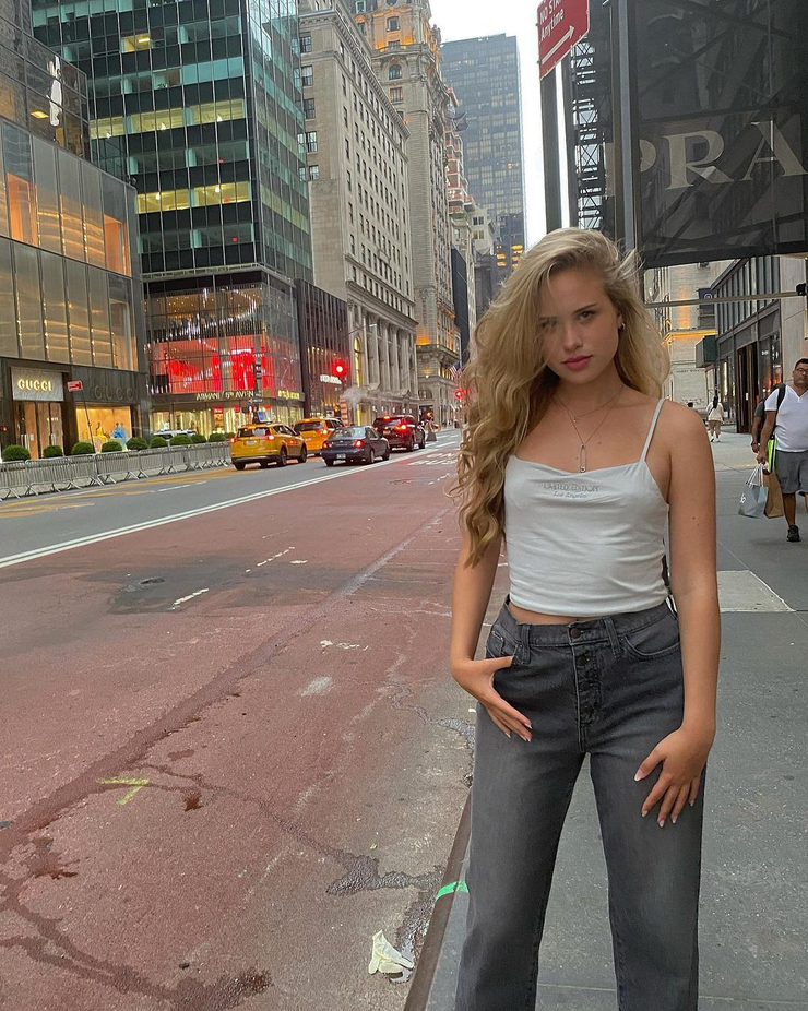 Picture of Emilia Barth