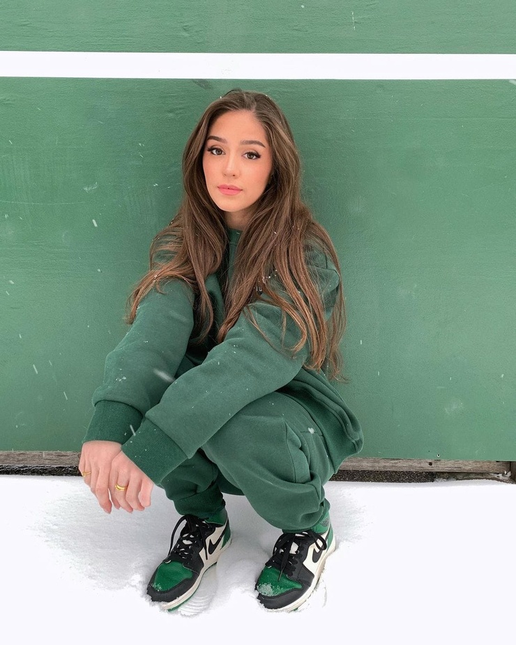 Picture of Kira Bilko.