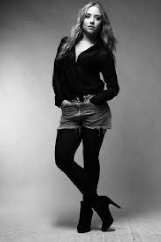 Picture of Lilly-Fleur Pointeaux