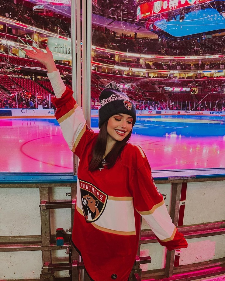 Picture of Elizabeth Elias