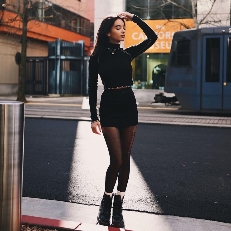 Image of Ari Davis Gold