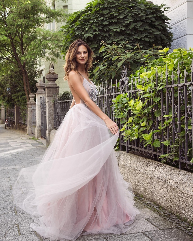 Picture of CAMILA GUBERT