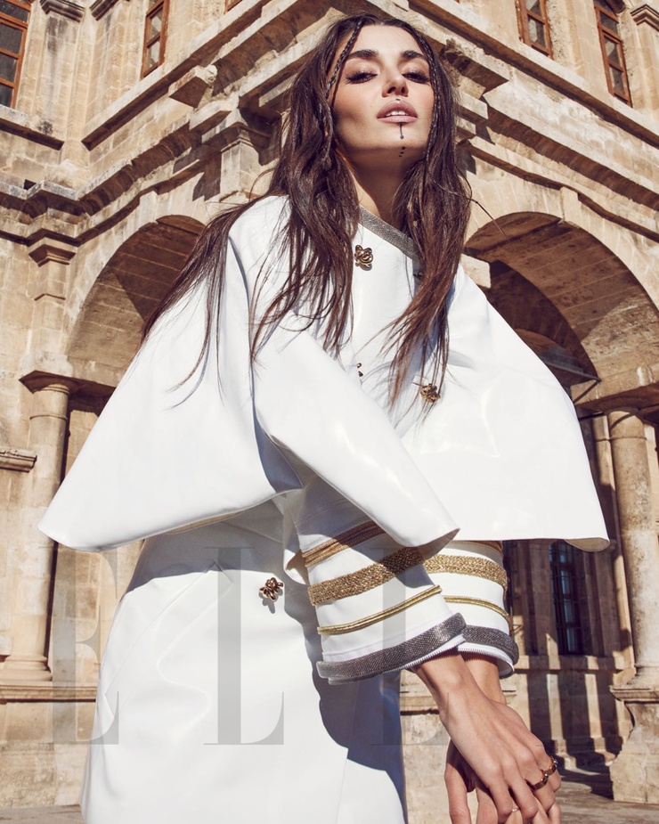 Picture of Hande Erçel