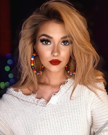 Milena Shaddyo image