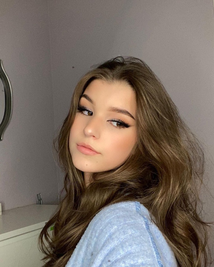 Picture of Brooke Monk