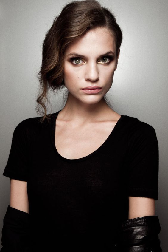 Regina Feoktistova- image