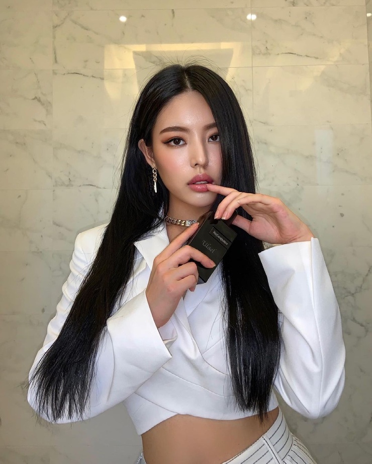 Picture of Youna Jung