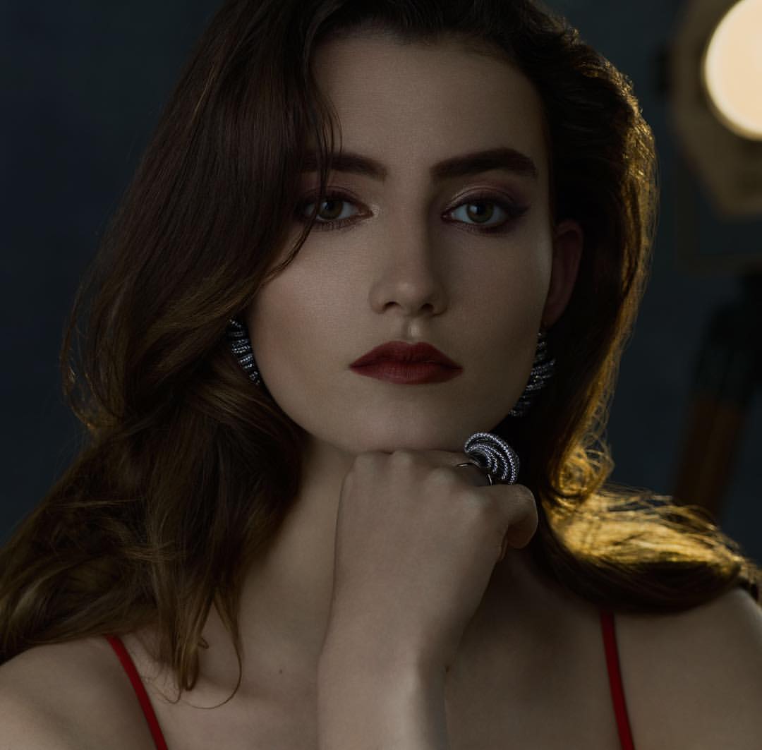 Picture of aimee foy