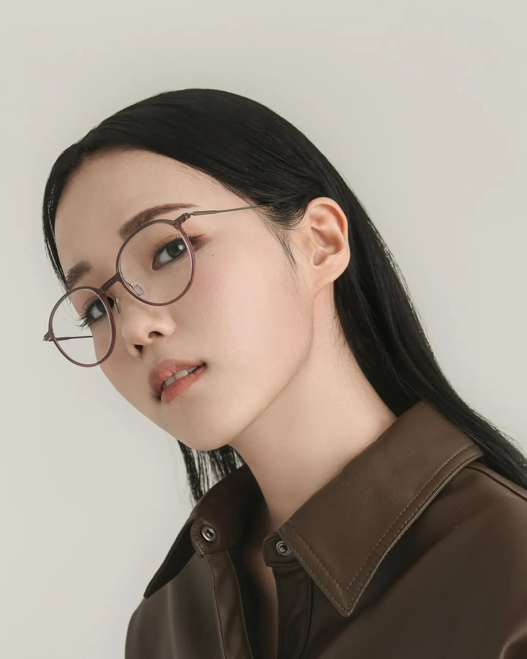 Picture of Yina
