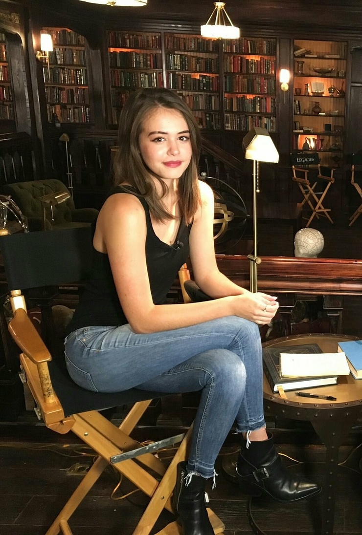 Kaylee Bryant picture