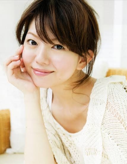 Yui Makino image