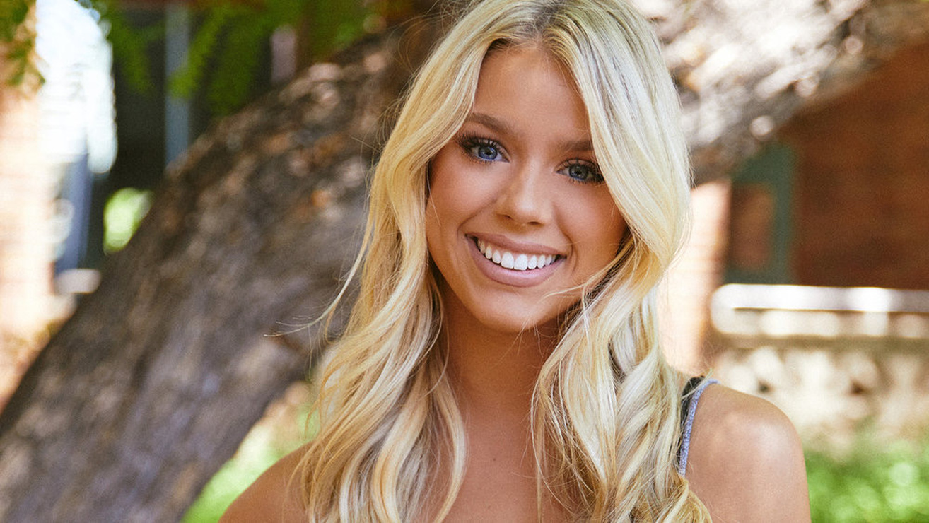 Image of Kaylyn Slevin.