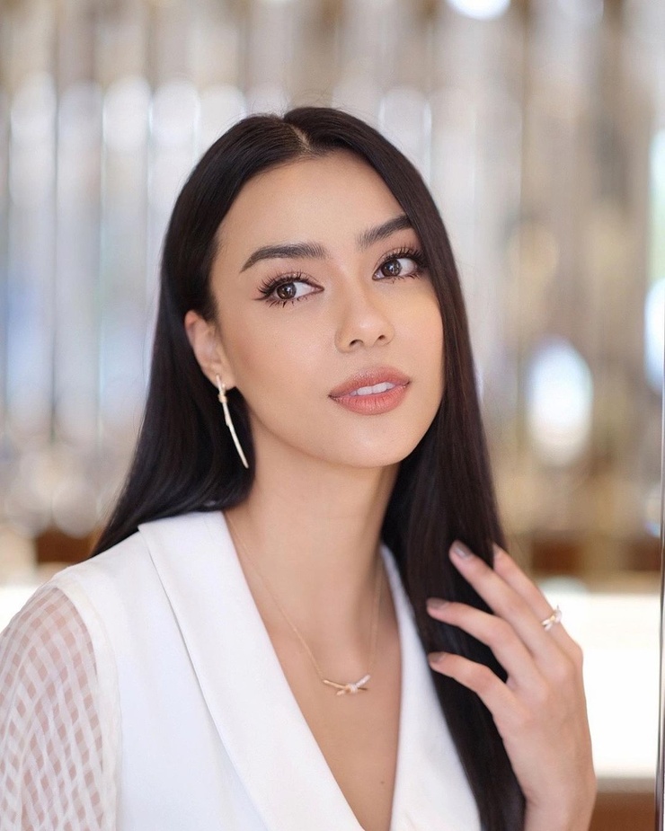 Amanda Obdam picture