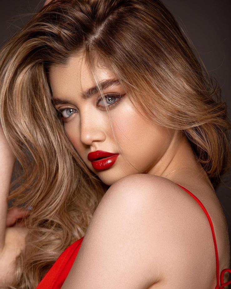 Picture of Negin Haghdost