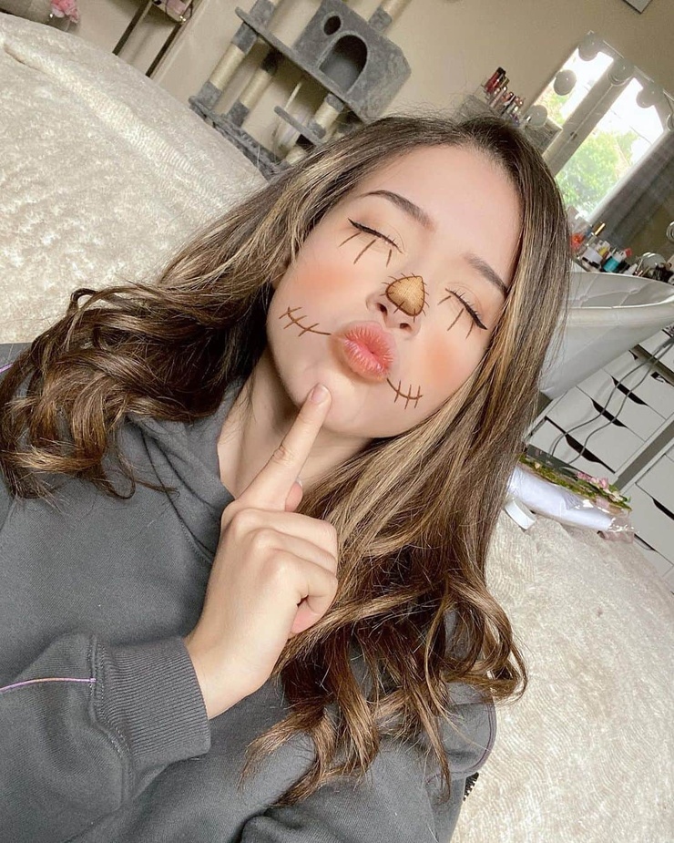 Picture of Imane 'Pokimane' Anys