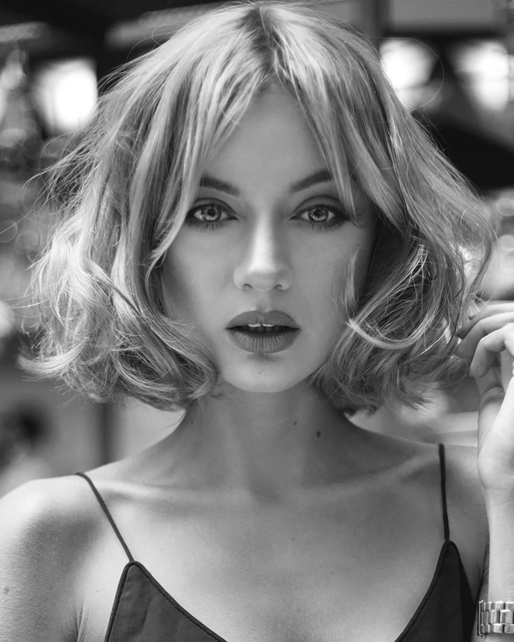 Picture of Elisabeth Aronis