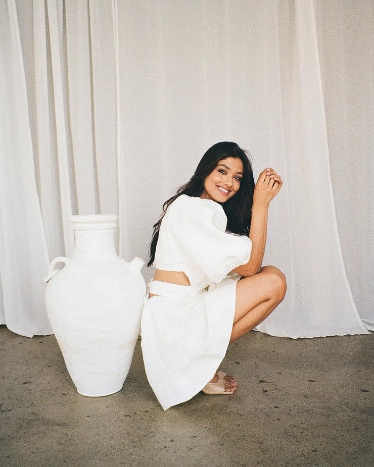 Swarali Yeolekar image