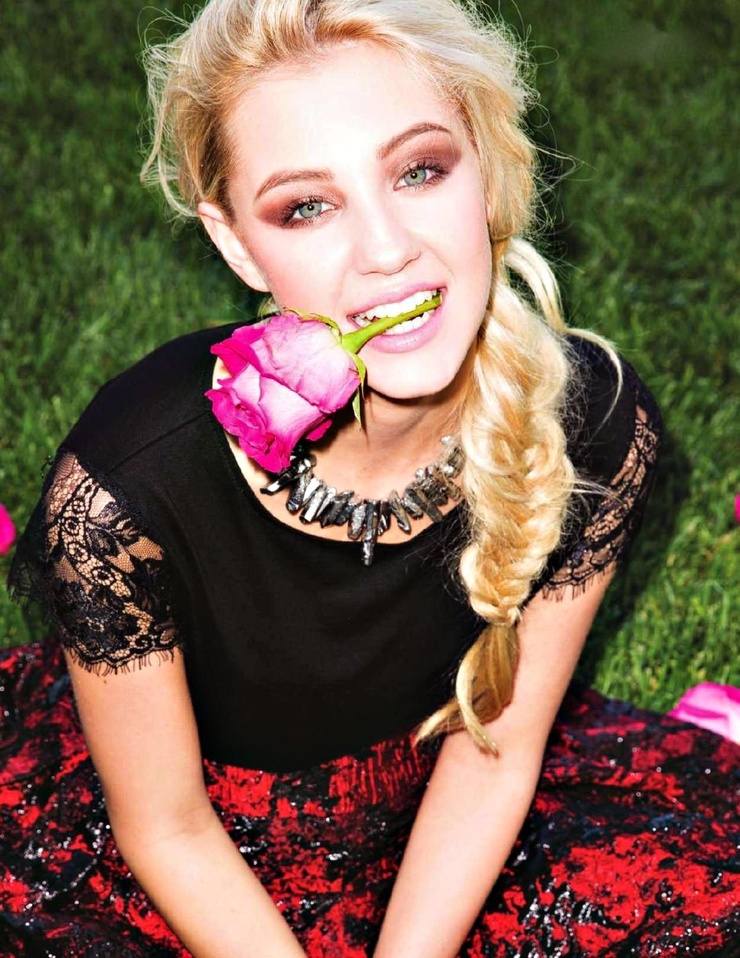 Picture of Ava Sambora