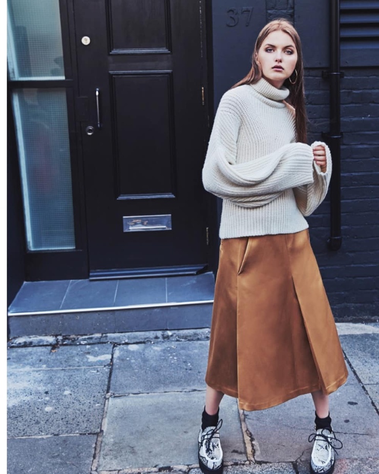 Picture of Sarah Wilson model