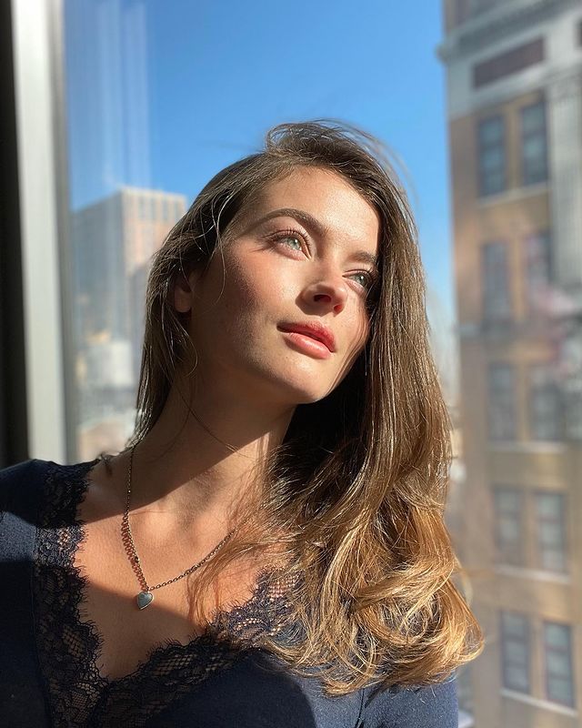 Anna Zayachkivska picture