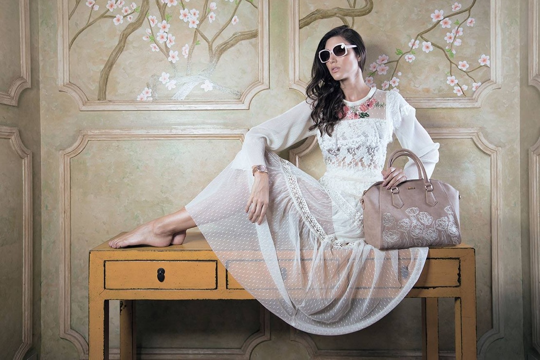 Michelle Costa II image