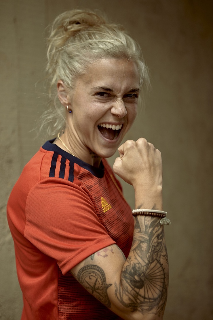 Mapi León photoshoot Adidas Spanish national team