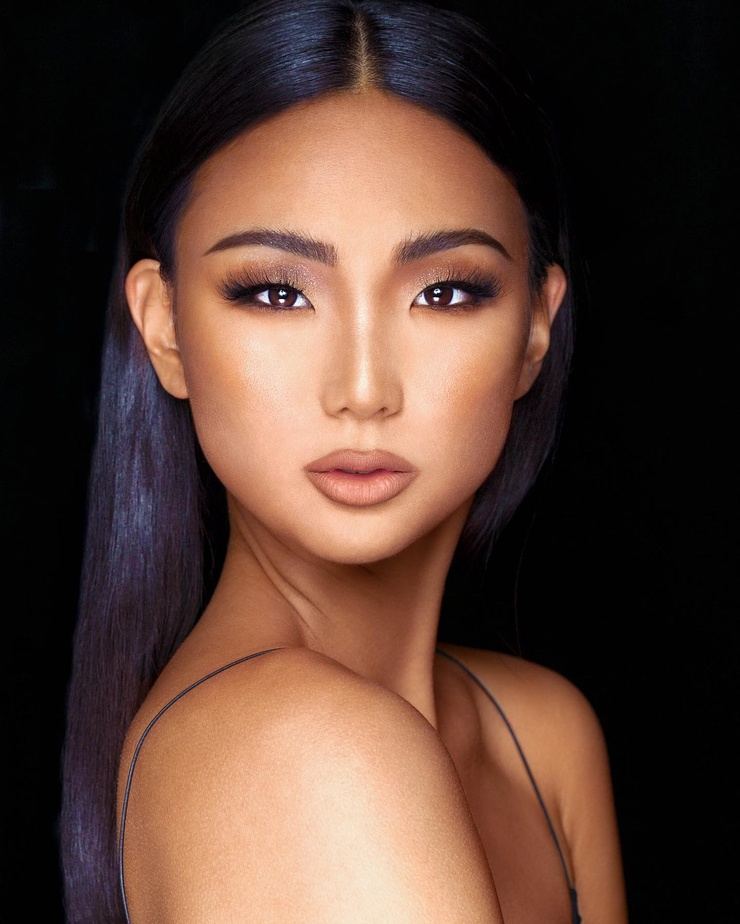 Picture of Jillian Lee