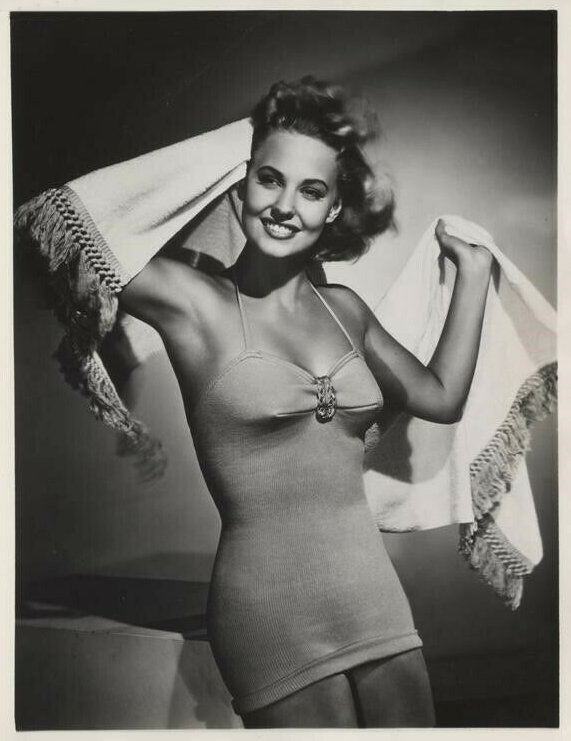 Lola Albright