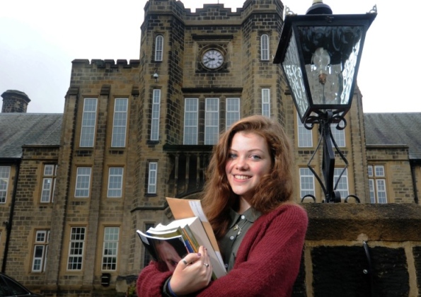 Picture of Georgie Henley