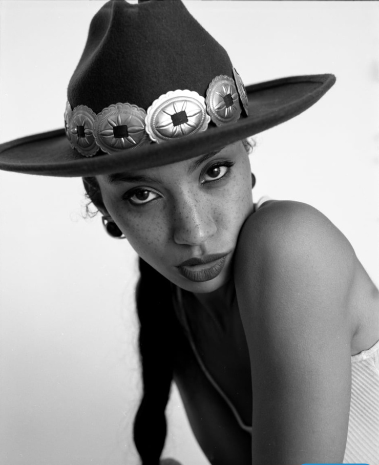 Picture of Lyric Mariah