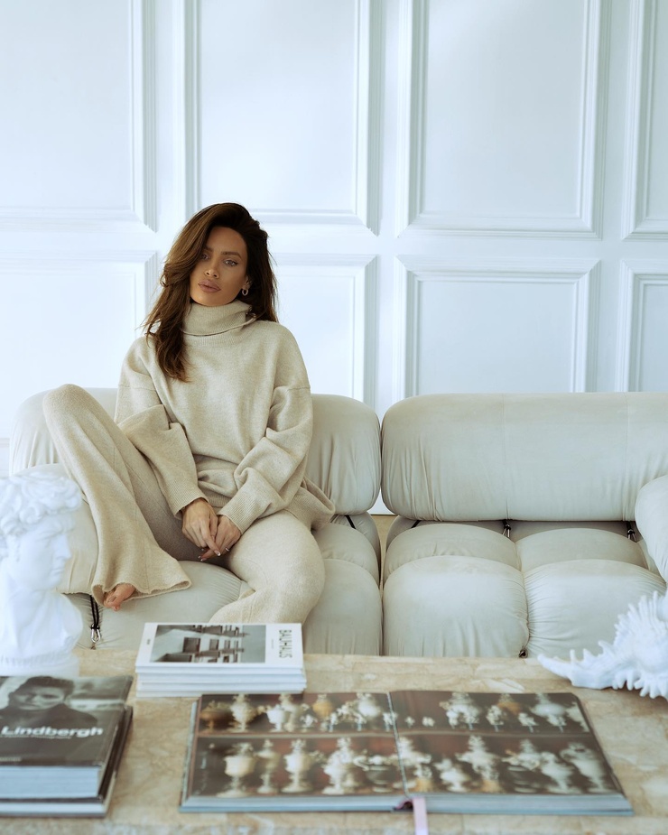 Picture of Sarah Stage