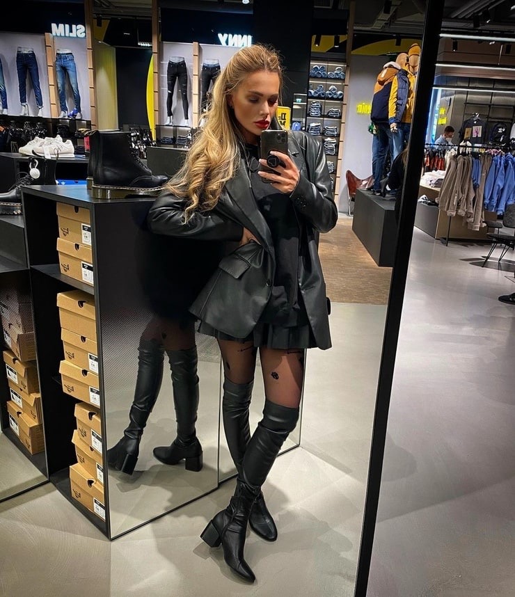 Picture of Lisa Kuschka.