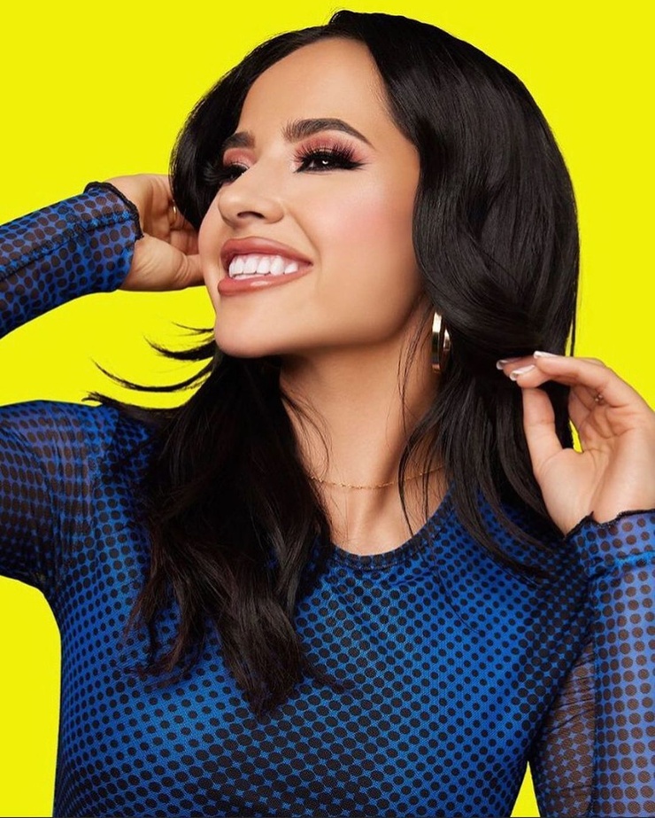 Picture of Becky G.