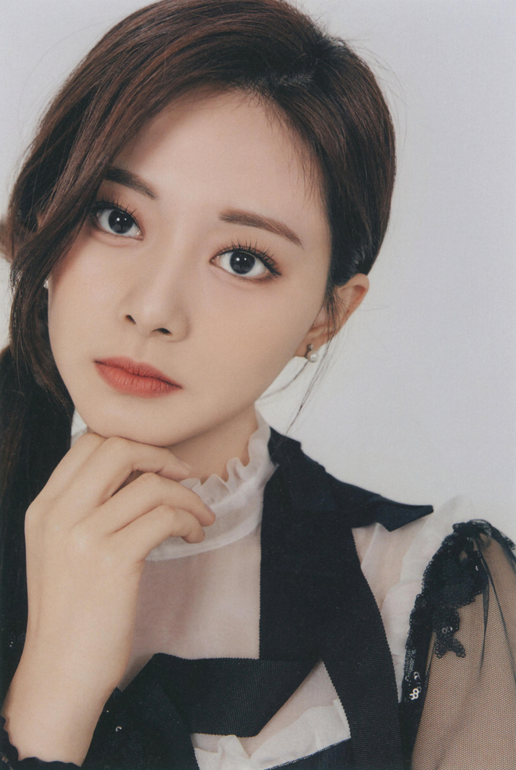 Chou Tzu-yu (Tzuyu) picture