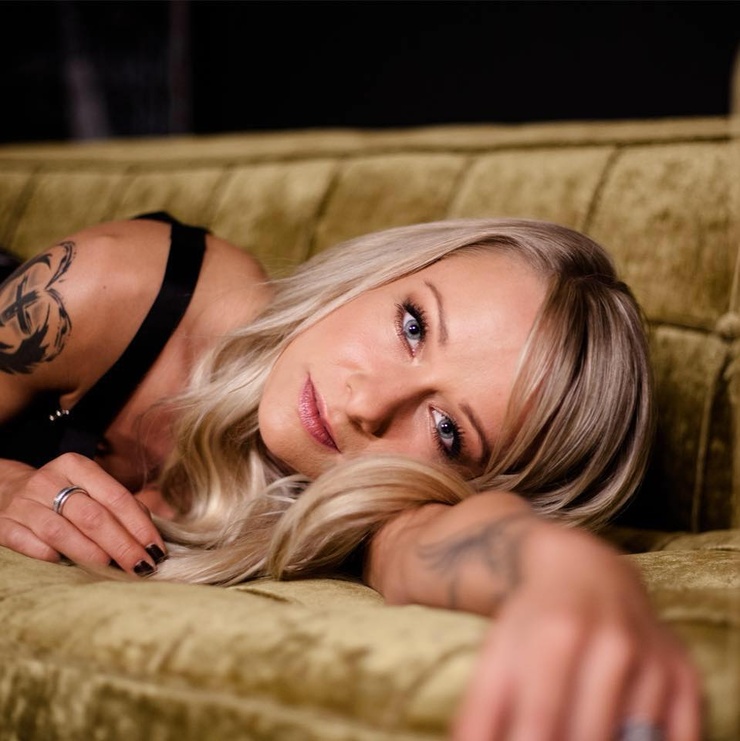 Christin Stark image