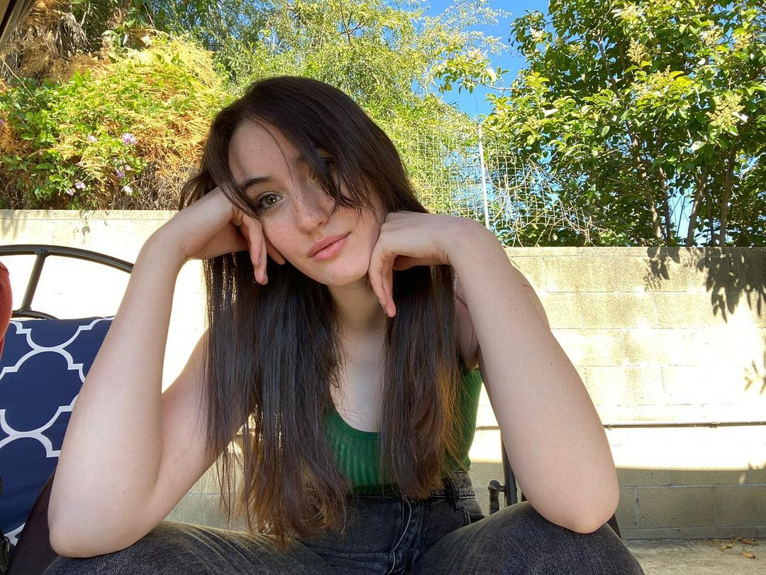 Madison Abbott image