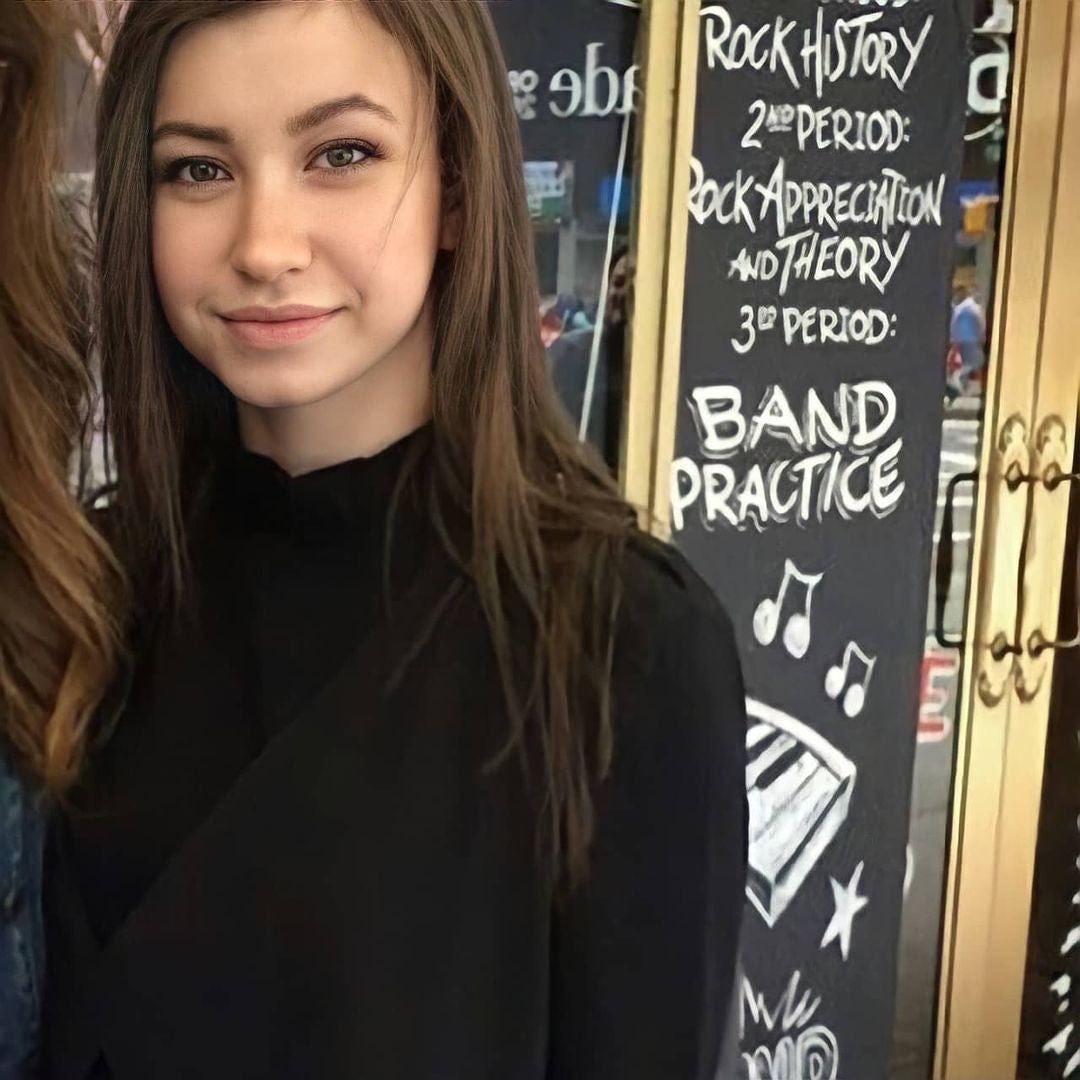 Picture of Katelyn Nacon