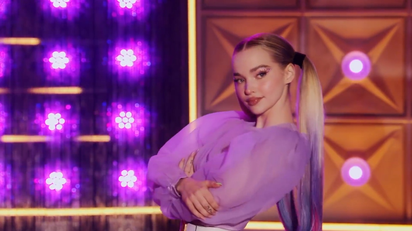 Dove Cameron picture