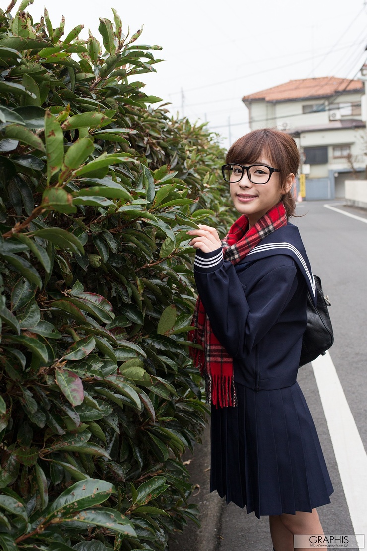 Picture of Kana Momonogi