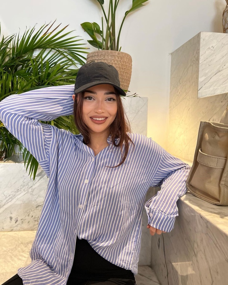 Picture of Isabel Rose