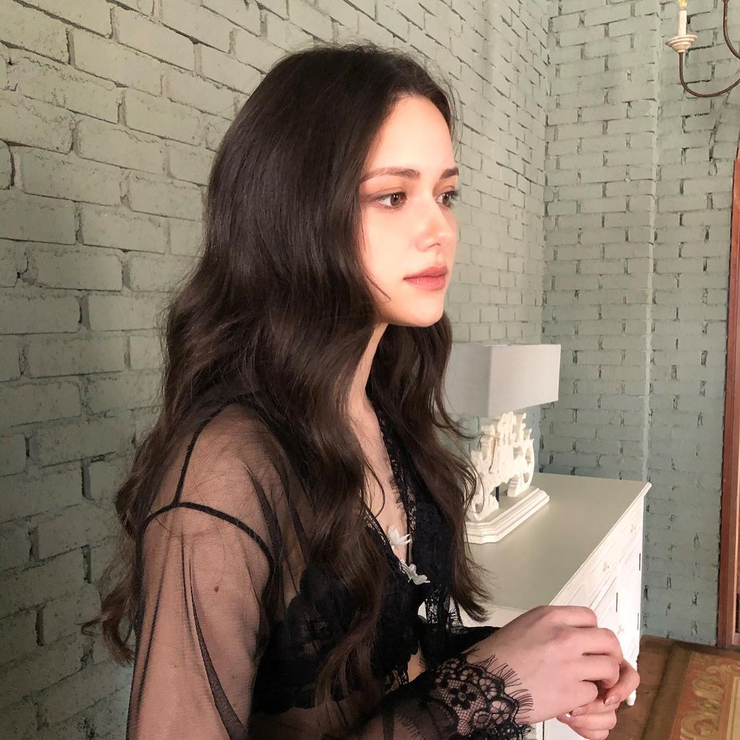 Picture of Lisa Rosh