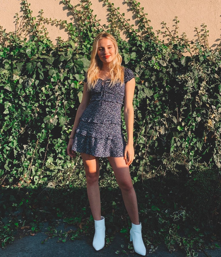 Picture of Cosette Rinab