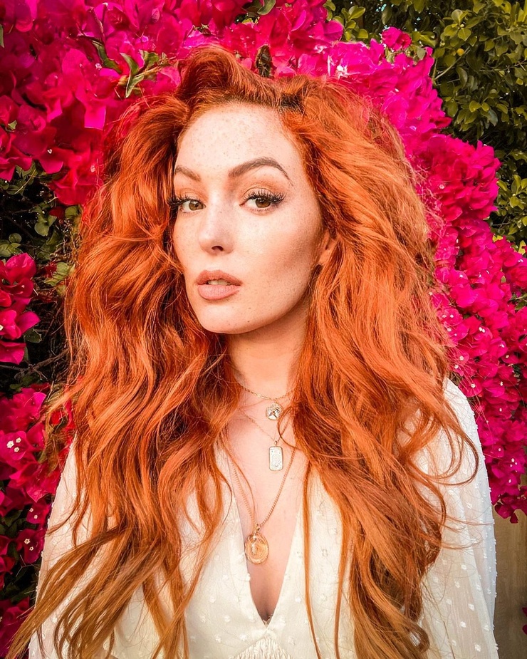 Picture of Nicole Simone