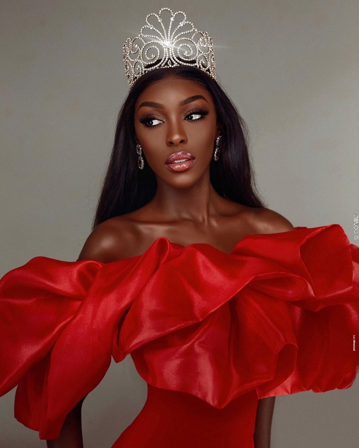 Picture of Olivia Yace