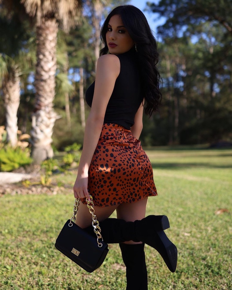 Picture of Felisia Hernandez