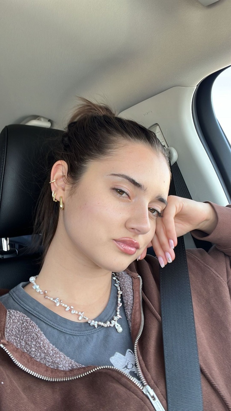 Picture of Sarah Curr