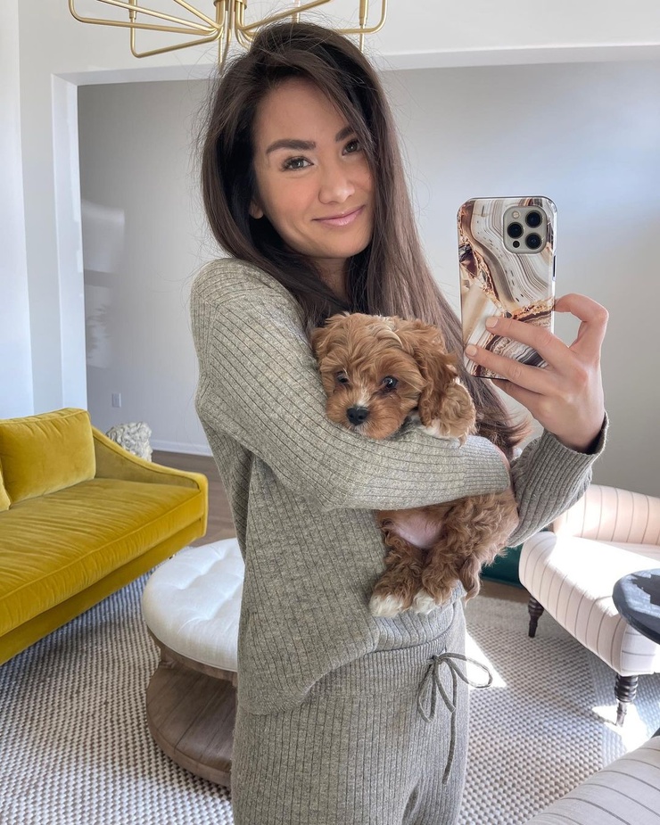 Picture of Caila Quinn