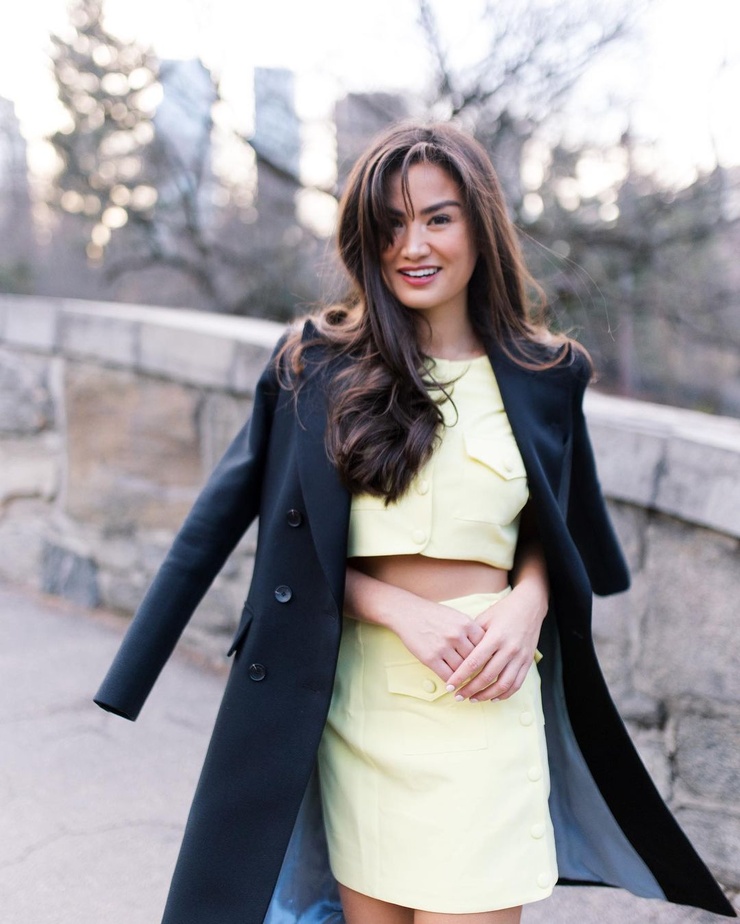 Picture of Caila Quinn