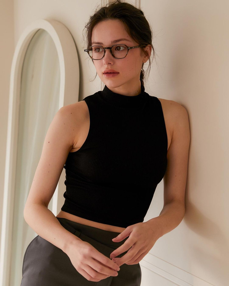 Picture of Lisa Rosh